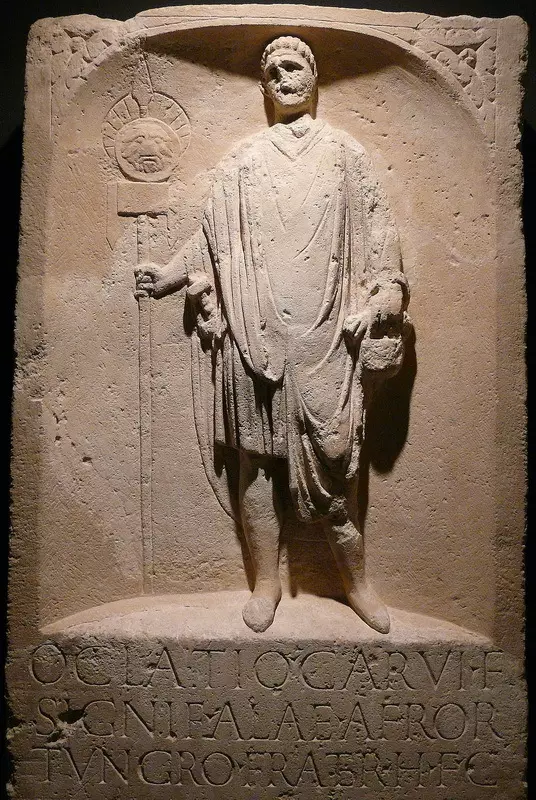 Stele Oclacia, Neuss बाट अला अफ्रिकीहरुको Signifera