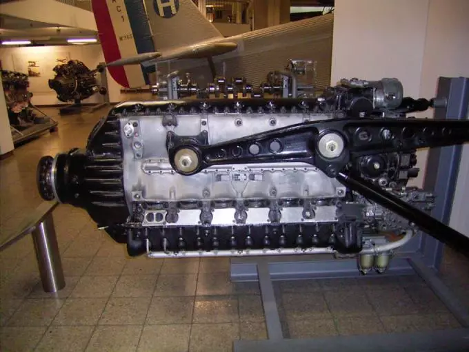 Motor de aeronave Jumo-213 de alta potência. Alemanha