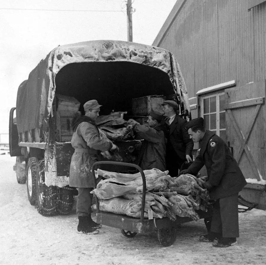 1943-44. Américains en Islande