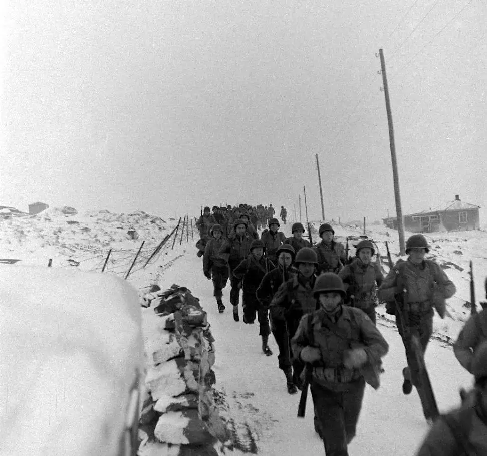 1943-44. آمریکایی ها در ایسلند