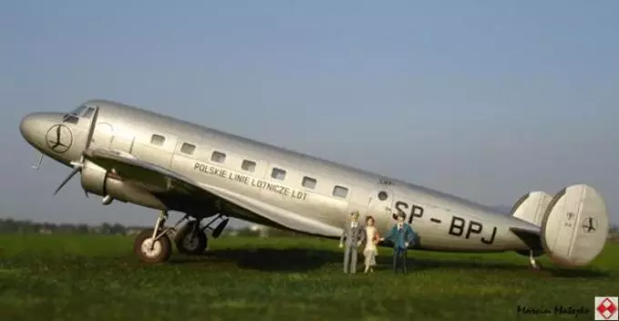 Ervare passasiersvliegtuig P.Z.L.44 Wicher. Pole