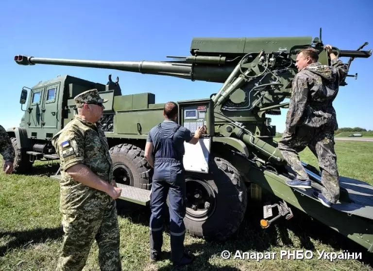 NATO మార్గంలో. Ukrainian 155-mm స్వీయ చోదక గోబ్స్ 2c22