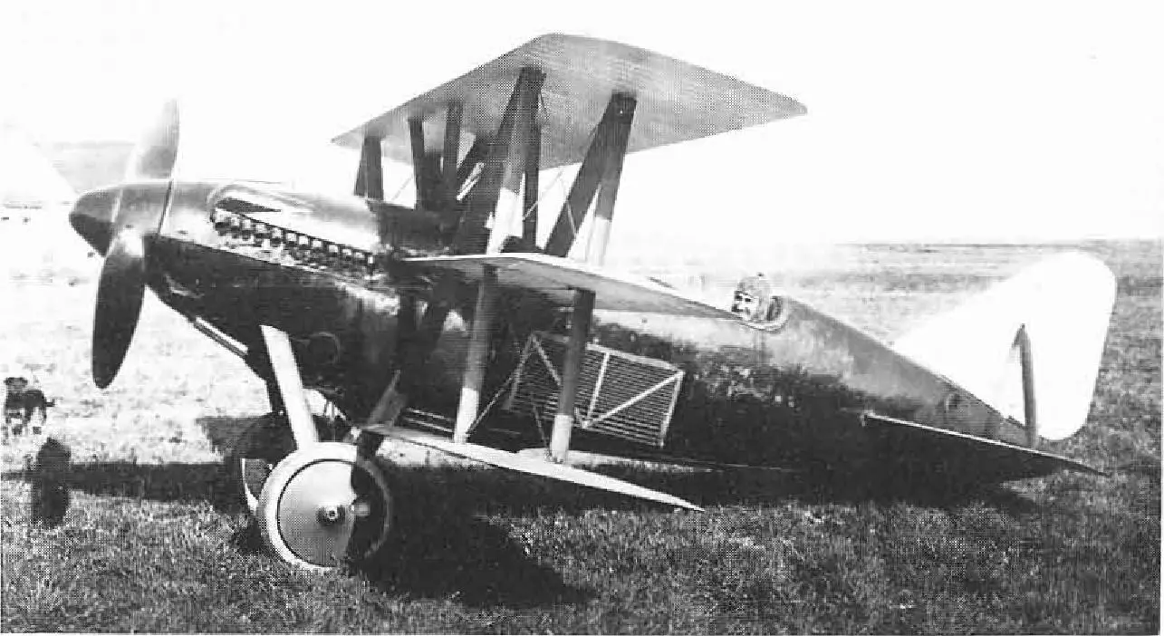 Balafirên pêşbaziyê yên Curtiss ji 1920-25. Modela Curtiss 22