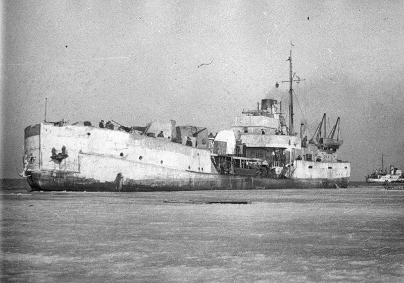Kapal perang Ladoga.