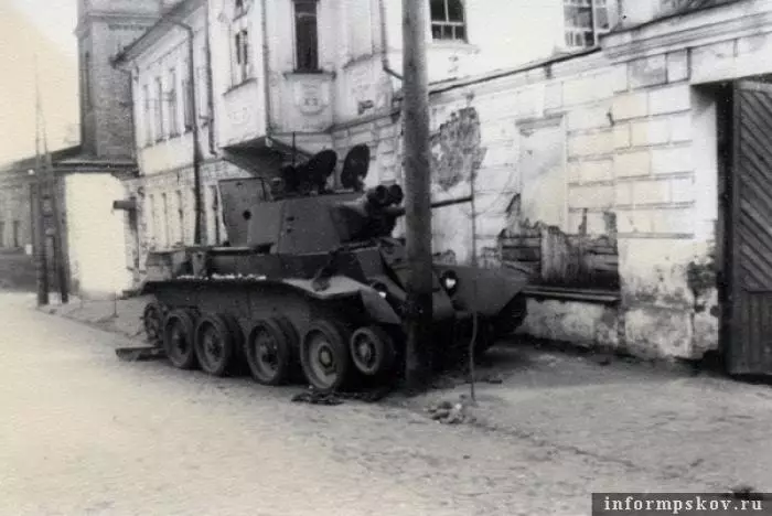 Dhoruba ya chuma na moto au WWII mbadala. Sehemu ya 3. Uendeshaji Jambia