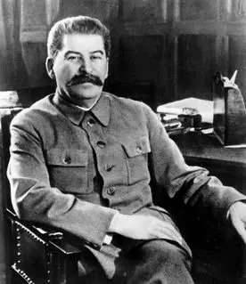 L-irwol tal-Personalità ta 'Comrade Stalin.