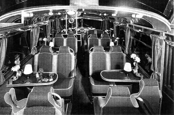 Der Bundesbussen. Half-decks