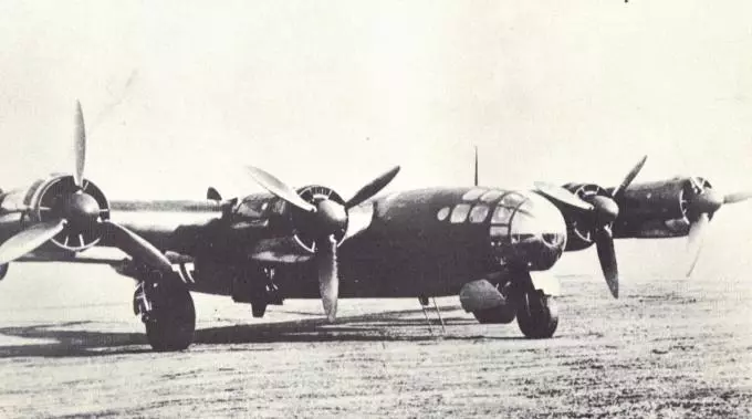 Megalomania. Ane ruzivo rwerefu-renji rinorema bhomba Messerschmitt Me 264. Germany. Chikamu 1