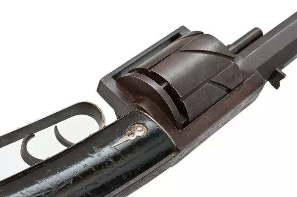 Kuzunguka Rifle Whitter.