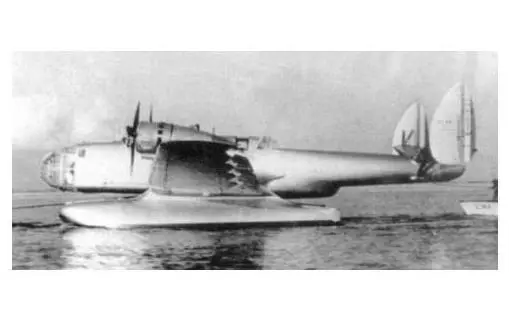 Erabilera anitzeko flotagailu esperientziaduna Loire-Nieuport 10. Frantzia