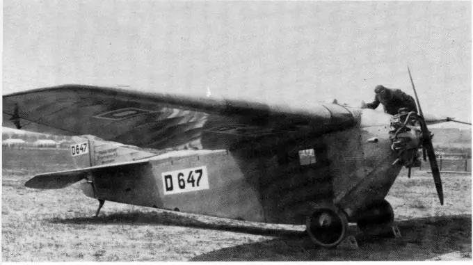 Focke-Wulf A.16 sərnişin təyyarəsi. Almaniya 2 hissə