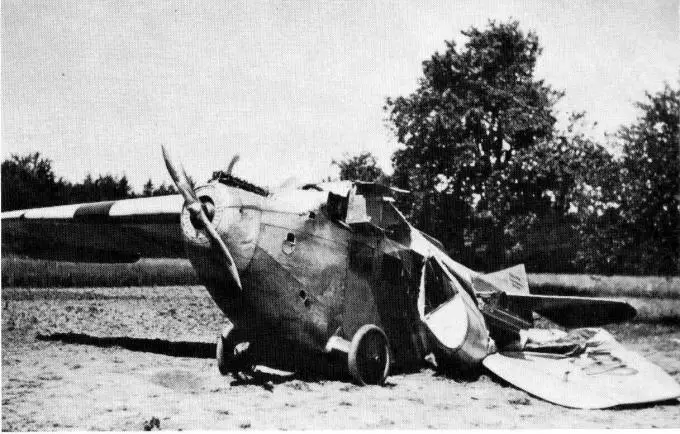 Focke-Wulf A.16 sərnişin təyyarəsi. Almaniya 2 hissə