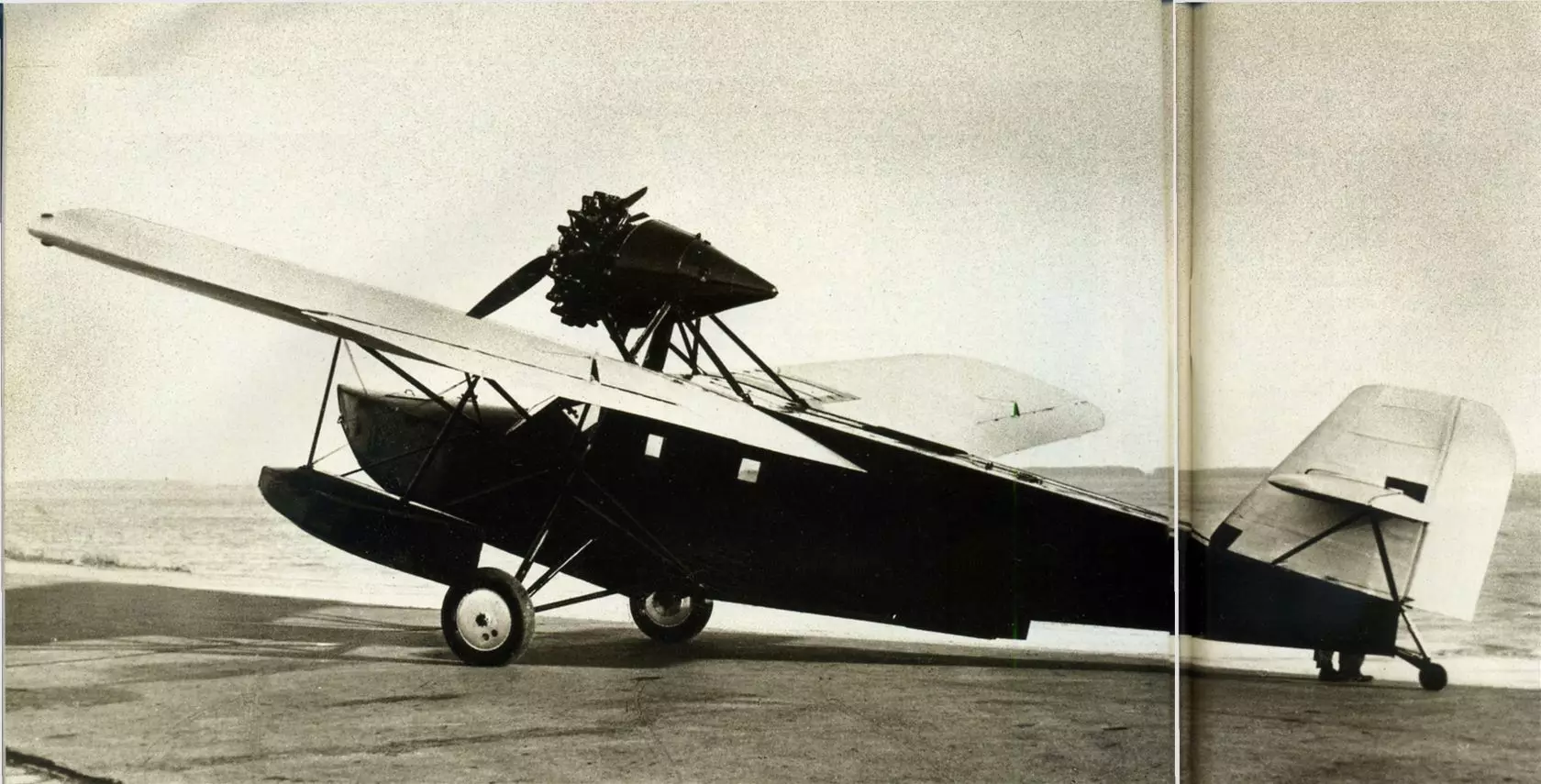 лятаючая лодка-амфібія Heinkel He 57 пасля зборкі; красавік 1930 года