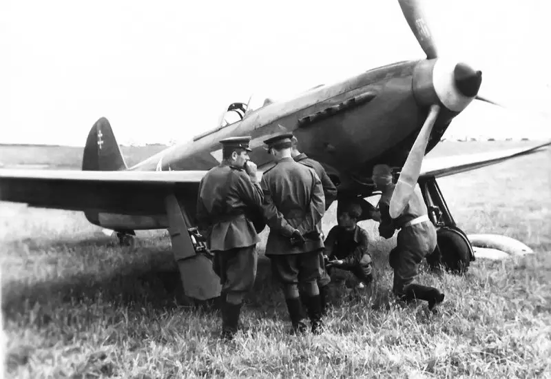 O presente de Stalin ou o destino do Yak-3 na França