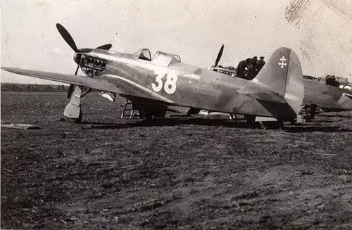 O agasallo de Stalin ou o destino do Yak-3 en Francia