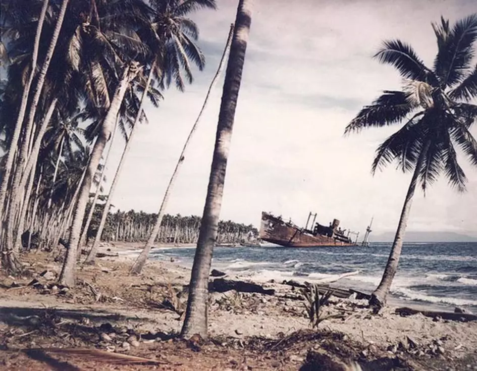 戰鬥結束後運輸“Kinugava Maru”。資料來源：History.Navy.mil。