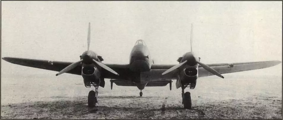 Тәжірибелі ауыр боксшы Gloster F.9 / 37. Біріккен Корольдігі