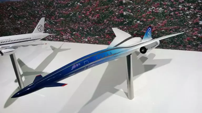 Sukhoi Supersonic Biznis Jet. Sukhoi sosyete sivil supèrsonik