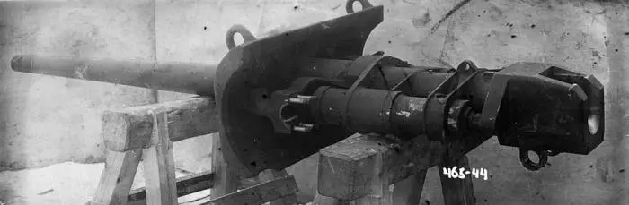 Test yn 'e USSR. Tank fernieler Gun Motor Carriage M10