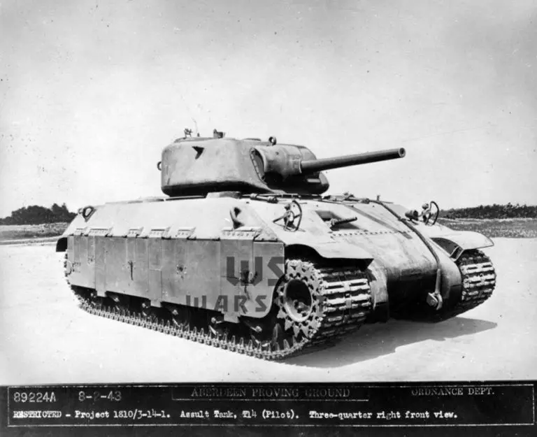 Аввалин прототипи зарбаи T14 Assault T14 дар Абердин Proving Grounds, 2 августи соли 1943.