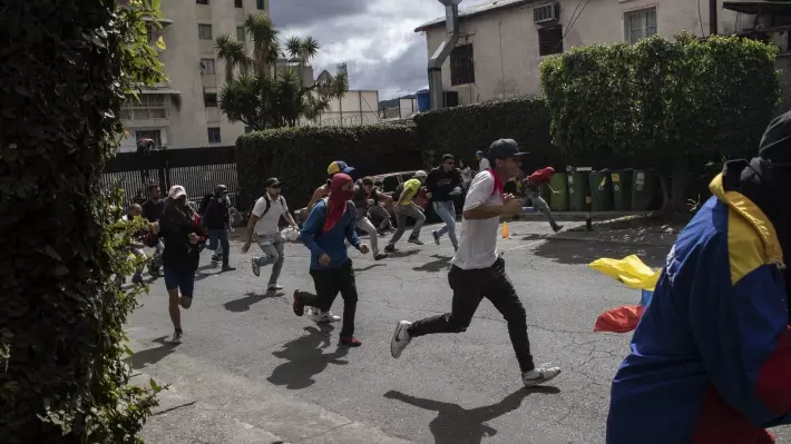 הפיכה בוונצואלה: מדורו נאלץ לבחור בין כניעה למלחמה עם ארצות הברית © Global Look Press / Rayner Pena / dpa