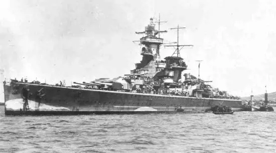 Admiral Graf Spee - Hitlerin itirilmiş döyüş gəmisi.