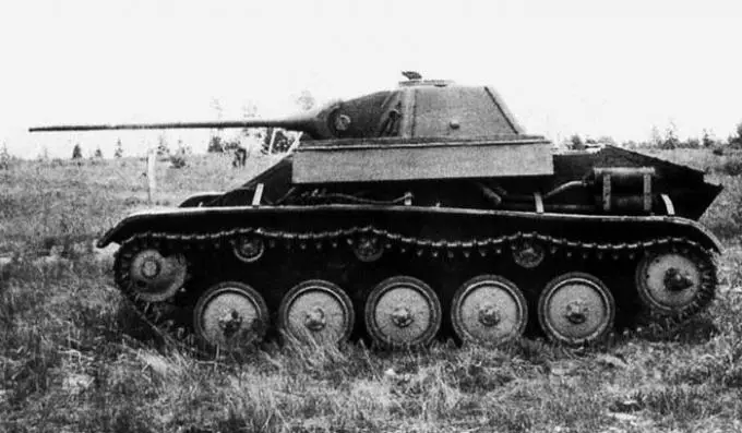 خزان متوسط ​​T-34-45. الاتحاد السوفياتي