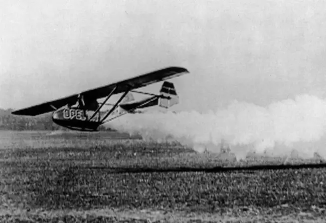 D-ro Alexander M. Lippisch kaj liaj senvostaj aviadiloj