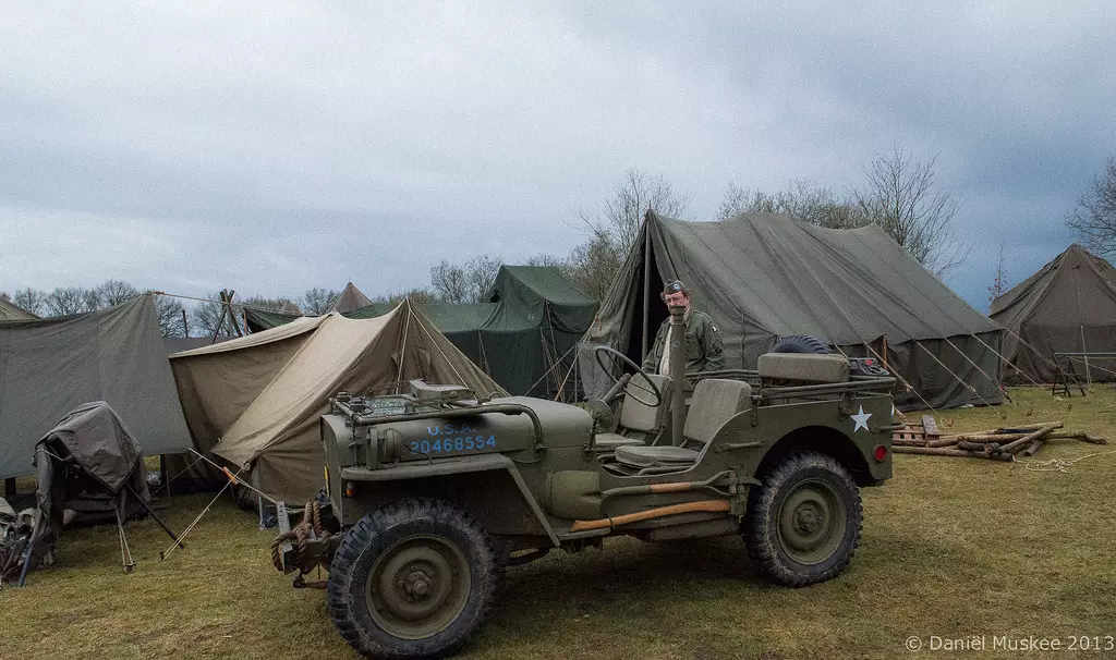 Operation Amherst. Rekonstruktion af en episode af Anden Verdenskrig (foto og video)