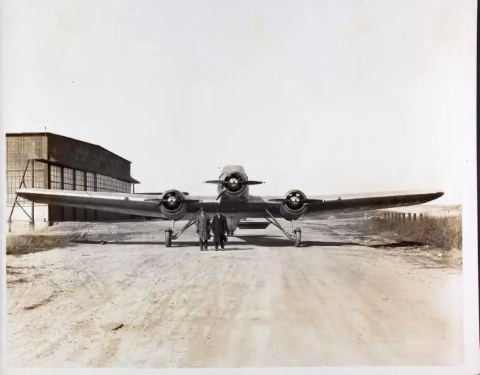 Avión de pasaxeiros Prudden-Whitehead. EUA