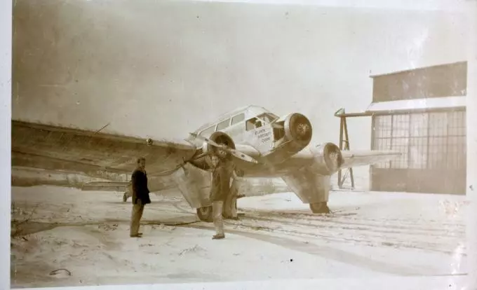 Avión de pasaxeiros Prudden-Whitehead. EUA