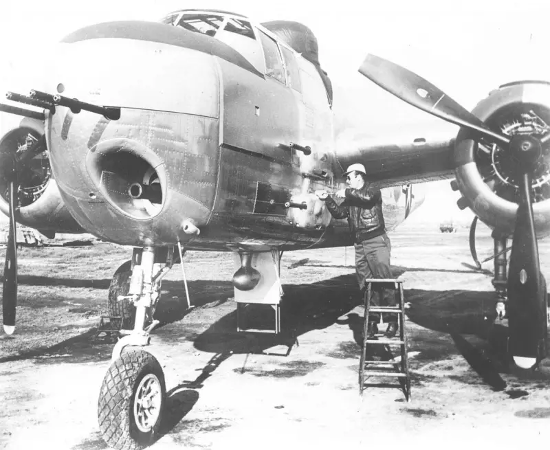 Noord-Amerikaanse B-25H Mitchell met 75 mm kanon en M2 masjiengewere