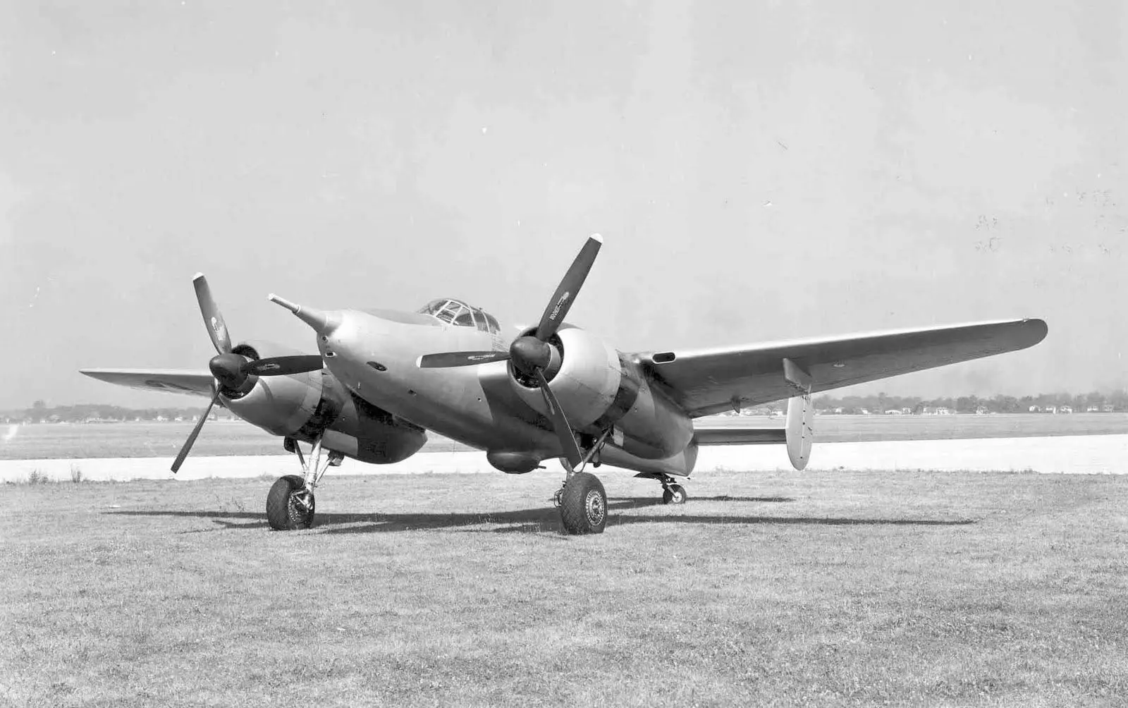 Aanvalvliegtuig Beechcraft XA-38 Grizzly, VSA, 1944