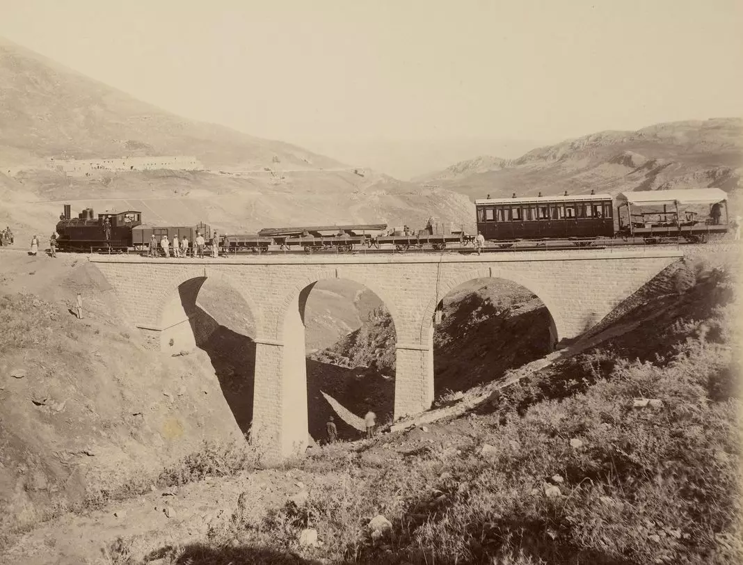 Ang mga riles ng Georgia at Transcaucasia na itinayo noong 1872-1913, MGK