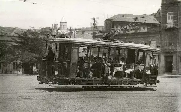 Pamjet e Tbilisi (dhe jo vetëm) në Konservatorin e Moskës, në kthesën e shekujve XIX-XX. (për perceptimin vizual)