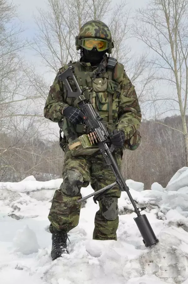 機関銃「バナジャー」。ロシア