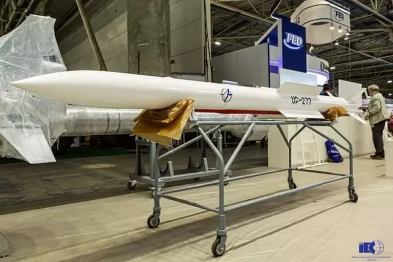Wunderwafff en ucraniano. Proyecto del cohete de aviación gestionado ucraniano Up-277