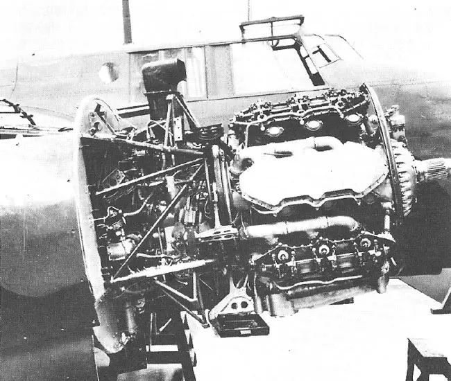 En tres filas. Motor de avións Armstrong Siddeley Deerhound
