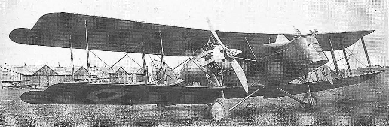 Tejribeli uzak aralyga bombaçy Boulton-Paul P.7 Bourges. Angliýa
