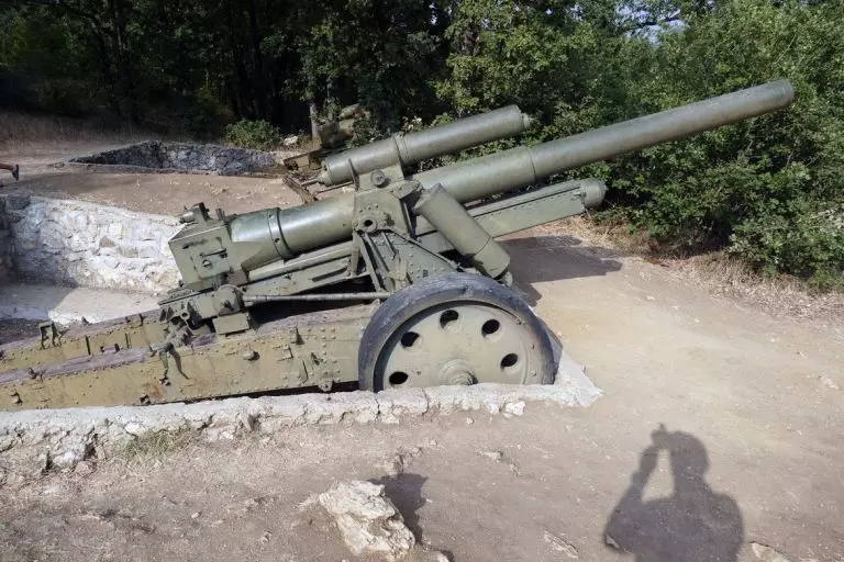 Ġermaniż 150-mm tqal qasam tas-snien s.f.h. 18 - L-età tal-ħabi u l-piż żejjed