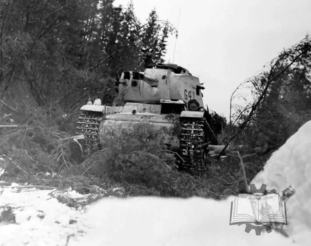 أصبح STV M / 42 أفضل خزان سويدي من الفترة العسكرية. ولكن لصيف عام 1943 تمكن بالفعل من تحمله