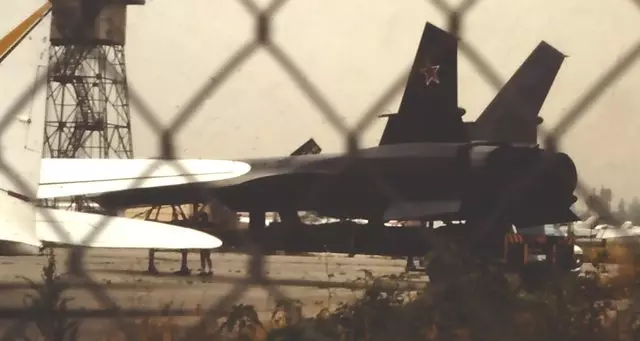 MiG-31 em um campo de aviação secreto.
