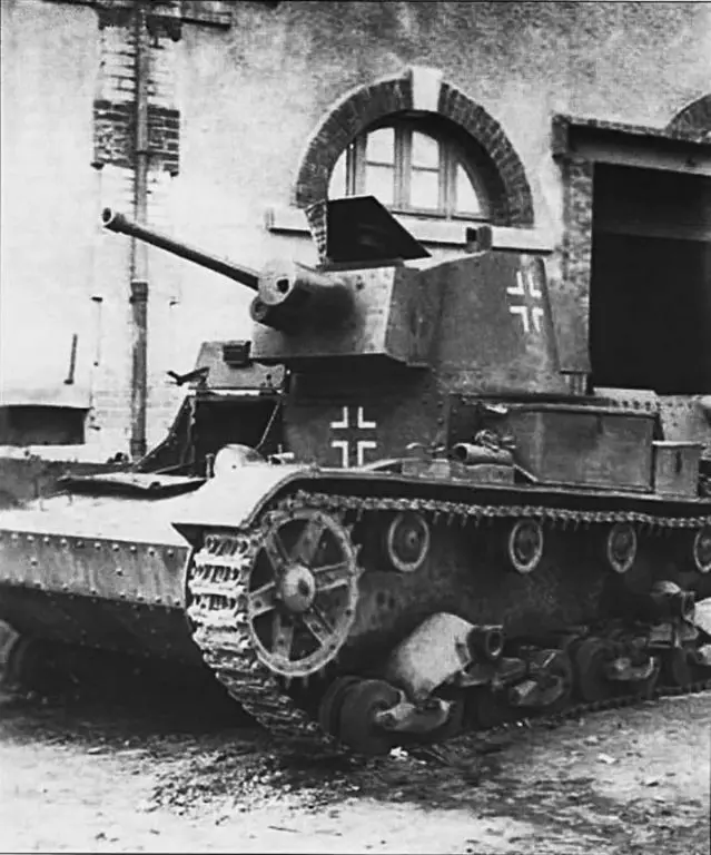 Ki sa ki te nan Wehrmacht la ak sa ki pa t 'nan Lame Wouj la (tank kaptire)