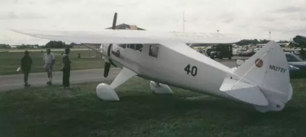 Závodní letadlo Howard DGA-6