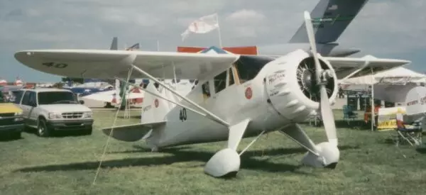 हॉवर्ड डीजीए -6 रेसिंग विमान
