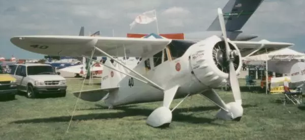 Howard DGA-6 pesawat balap