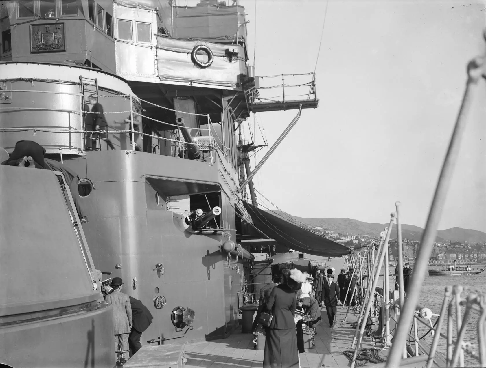 Ang Battlecruiser HMS New Zealand ay bumisita sa New Zealand.