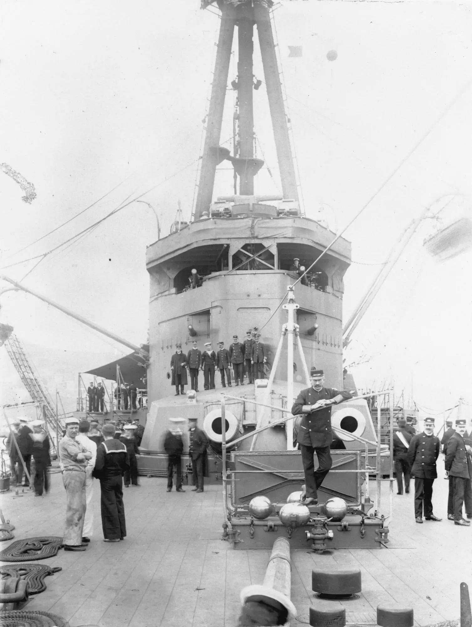 Battlecruiser HMS New Zealand visita a Nova Zelândia.