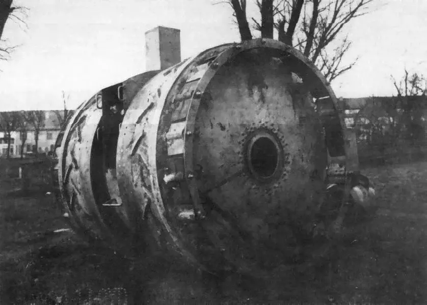 Soek vir 'n uitgang uit 'n doodloopstraat. Deel 20. Trefass-Wagen. 1917. Duitse gepantserde driewiel