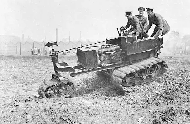 Tafuta kutoka kwa mwisho wa wafu. Sehemu ya 15. Trekta ya Killen-Strait. 1915. Tank tatu-tech.